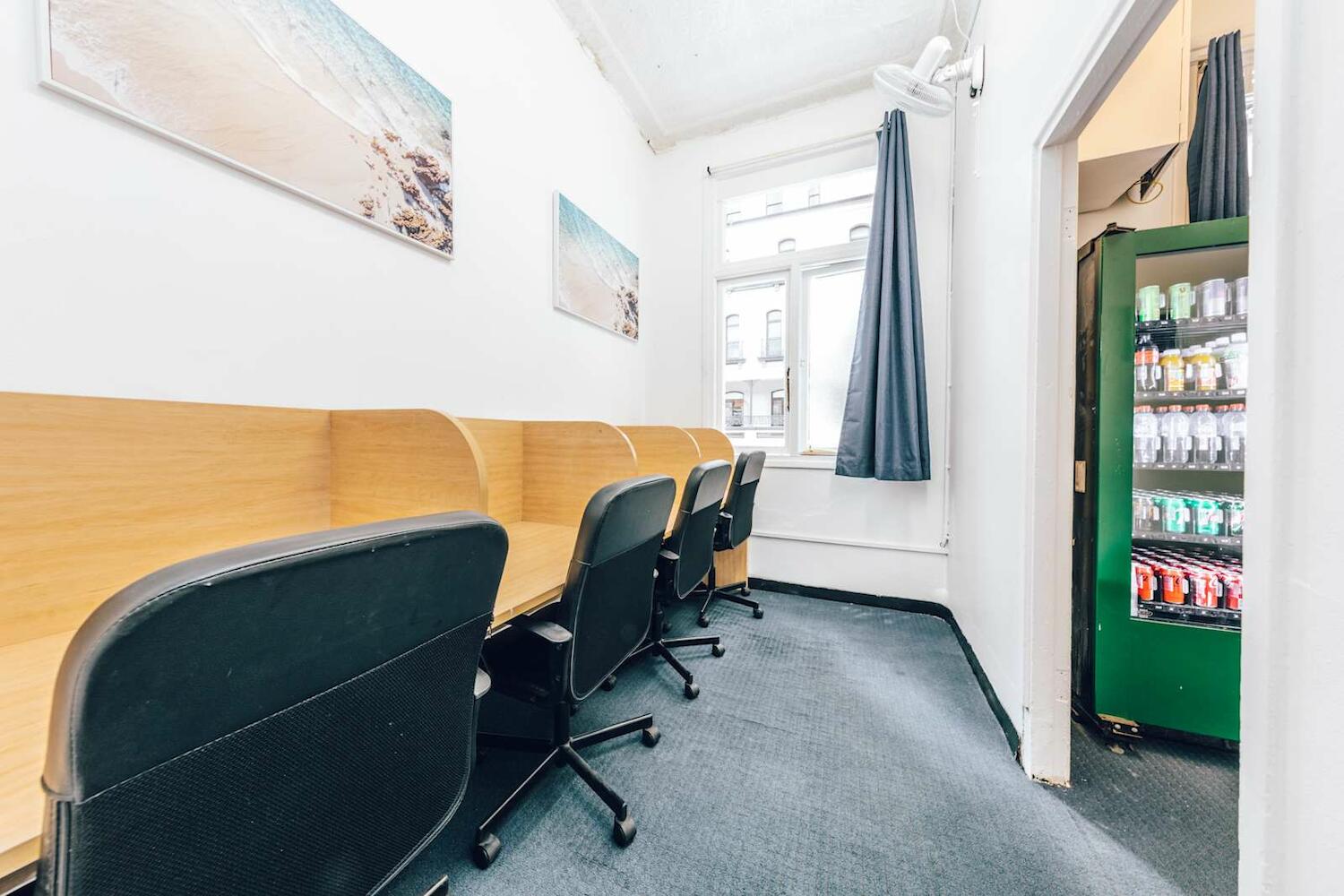 Price Comparison for Maze Backpackers - Sydney in Sydney (with HONEST ...