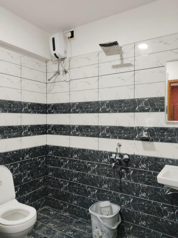 Best Hostels for Adults in Trivandrum in 2025