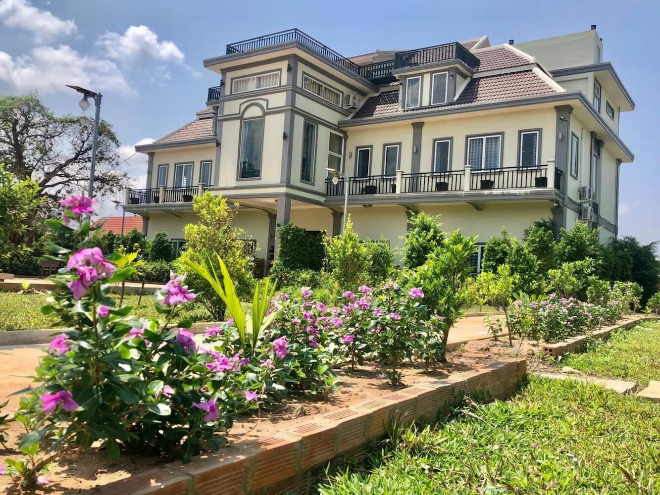 Aspire Home Stay & Volunteer, Siem Reap - Is it Worth it? NEW Reviews 2025