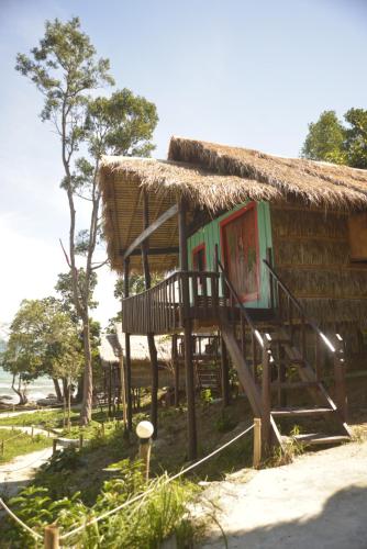 Police Beach Hostel, Koh Rong - Is it Worth it? NEW Reviews 2024