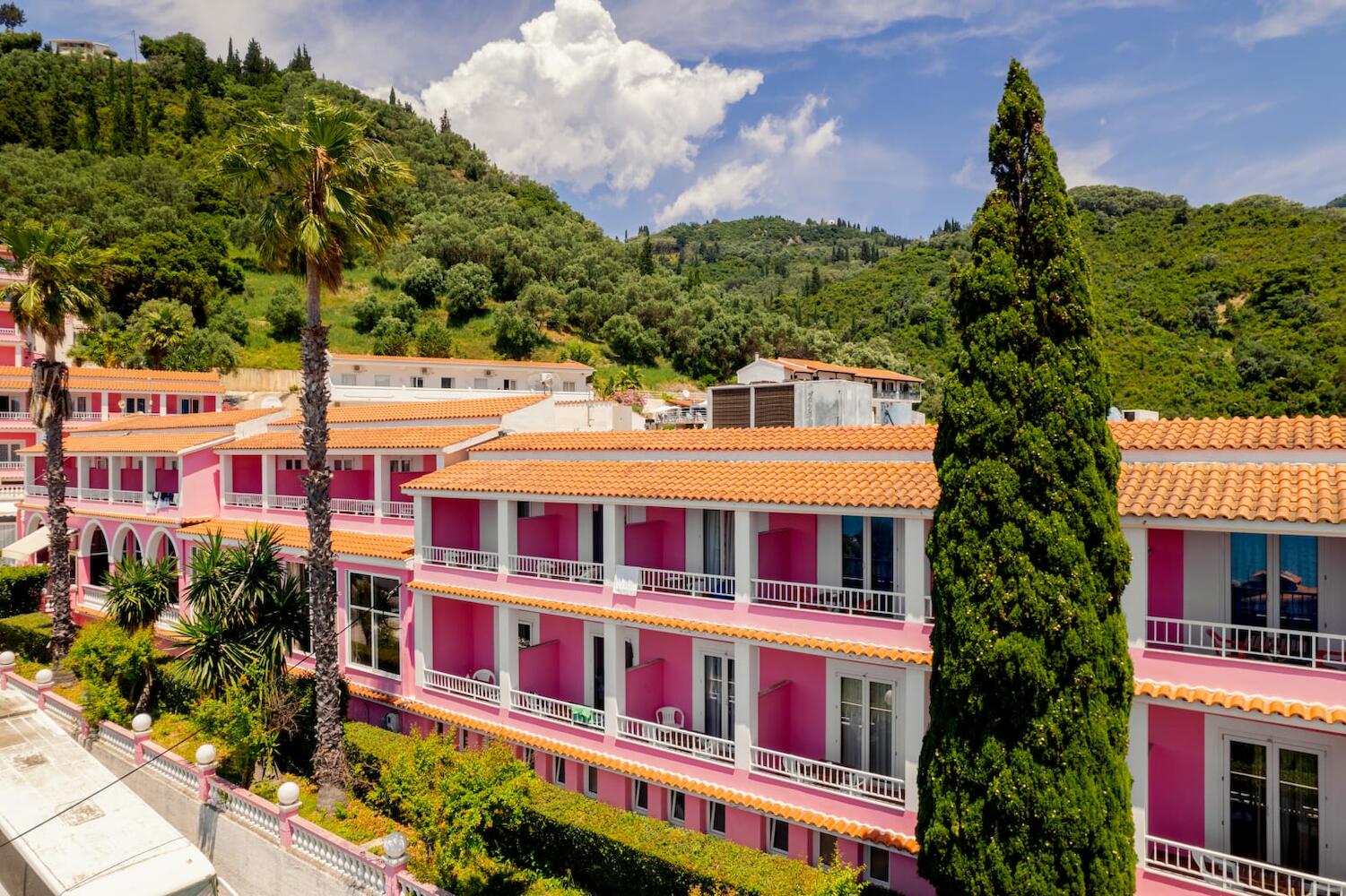 The Pink Palace in Corfu - Prices 2020 (How to compare?)
