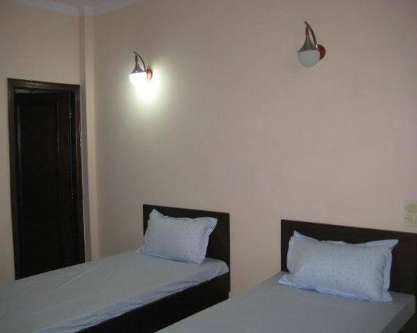 Awami Girls Hostel, Girls-only Hostel With Monthly Rental Options ...