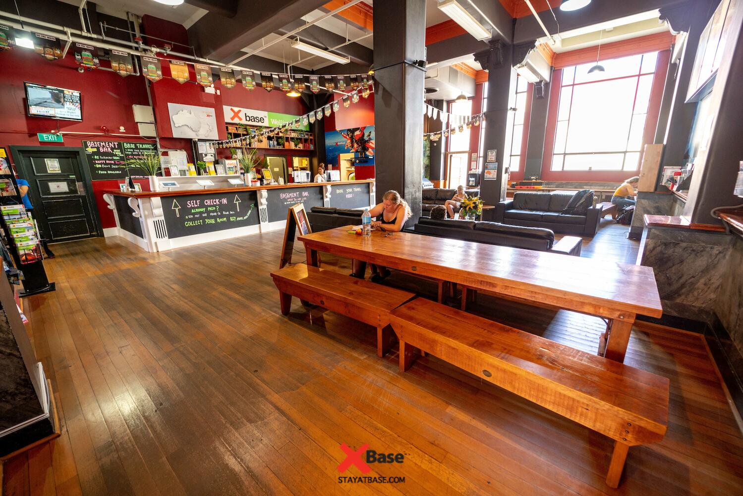 Base Wellington Backpackers in Wellington - Prices 2021 (How to compare?)