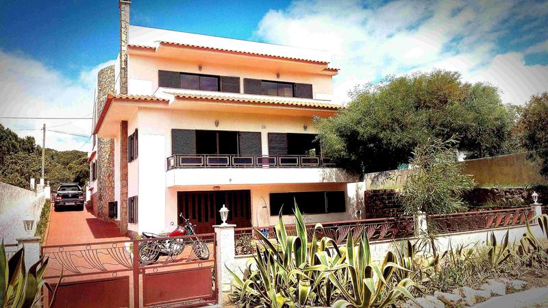 Gui's Beach House Hostel, Almada - Is it Worth it? NEW Reviews 2025