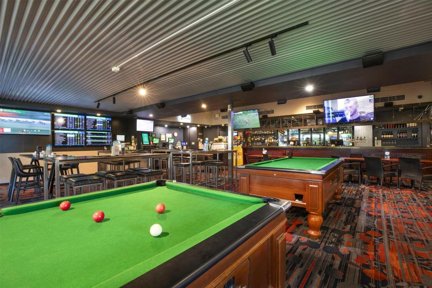 Mission Beach Resort, Mission Beach - Is it Worth it? NEW Reviews 2025