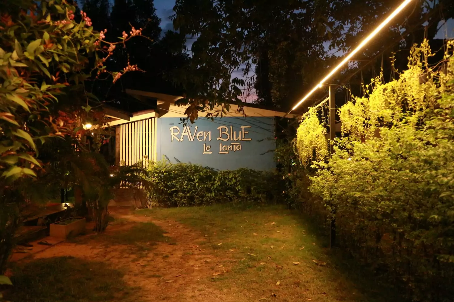Raven Blue resort, Koh Lanta - Is it Worth it? NEW Reviews 2024
