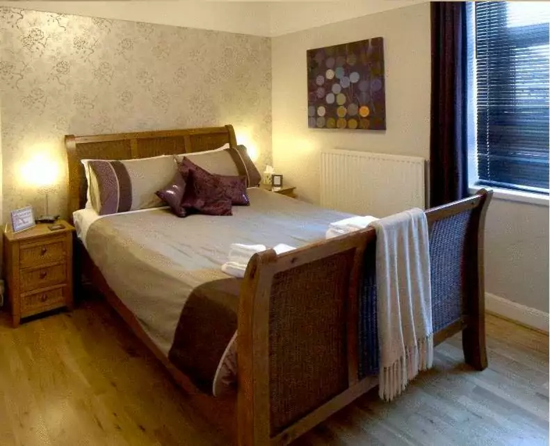 Ty Rosa Rooms, Cardiff - Is it Worth it? NEW Reviews 2024