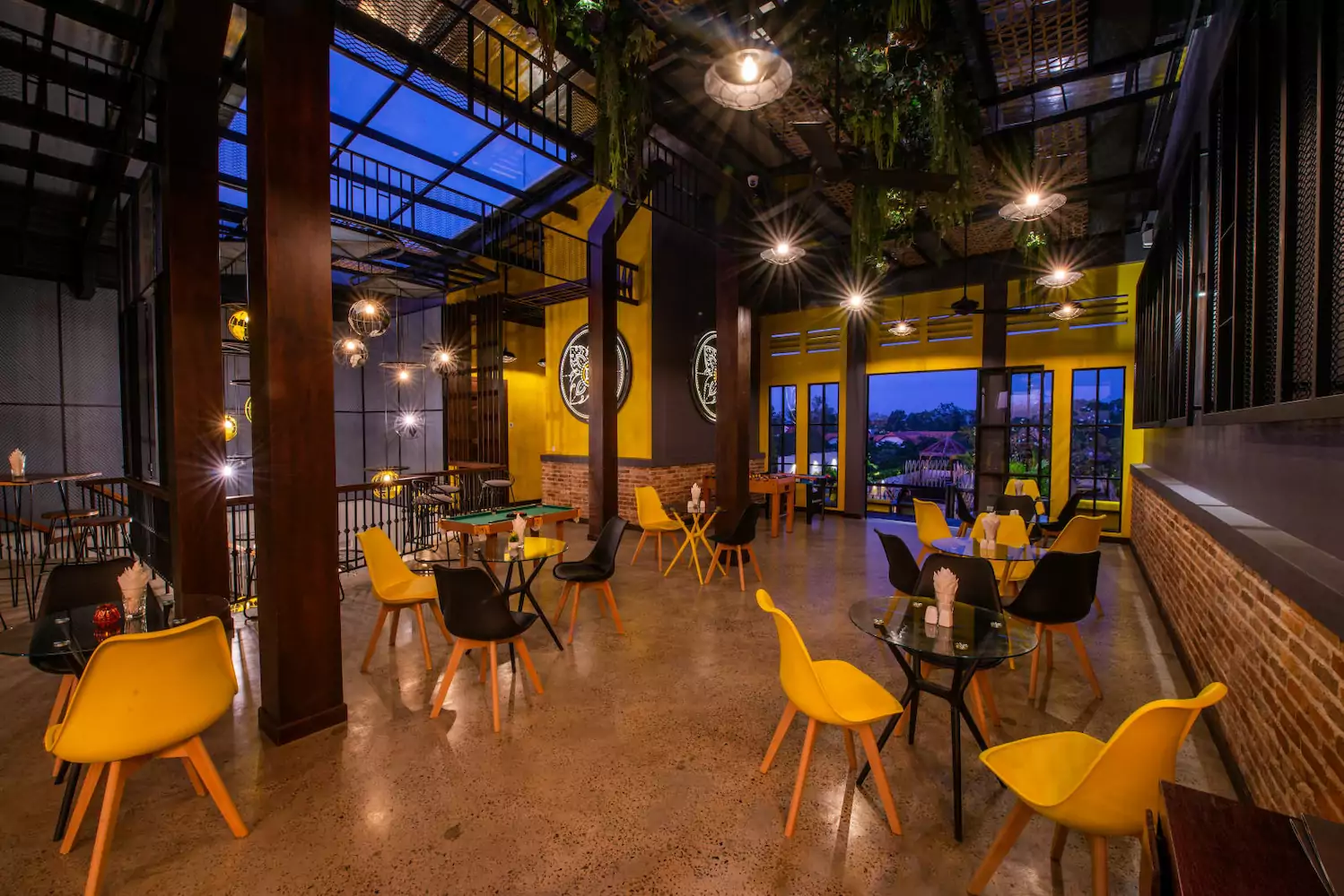 The Twizt - Lifestyle Hostel, Siem Reap - 2023 Price & Reviews Compared
