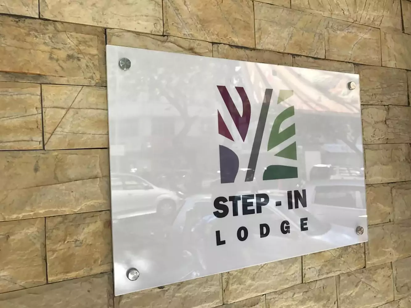 Step In Lodge, Kota Kinabalu - Is it Worth it? NEW Reviews 2024