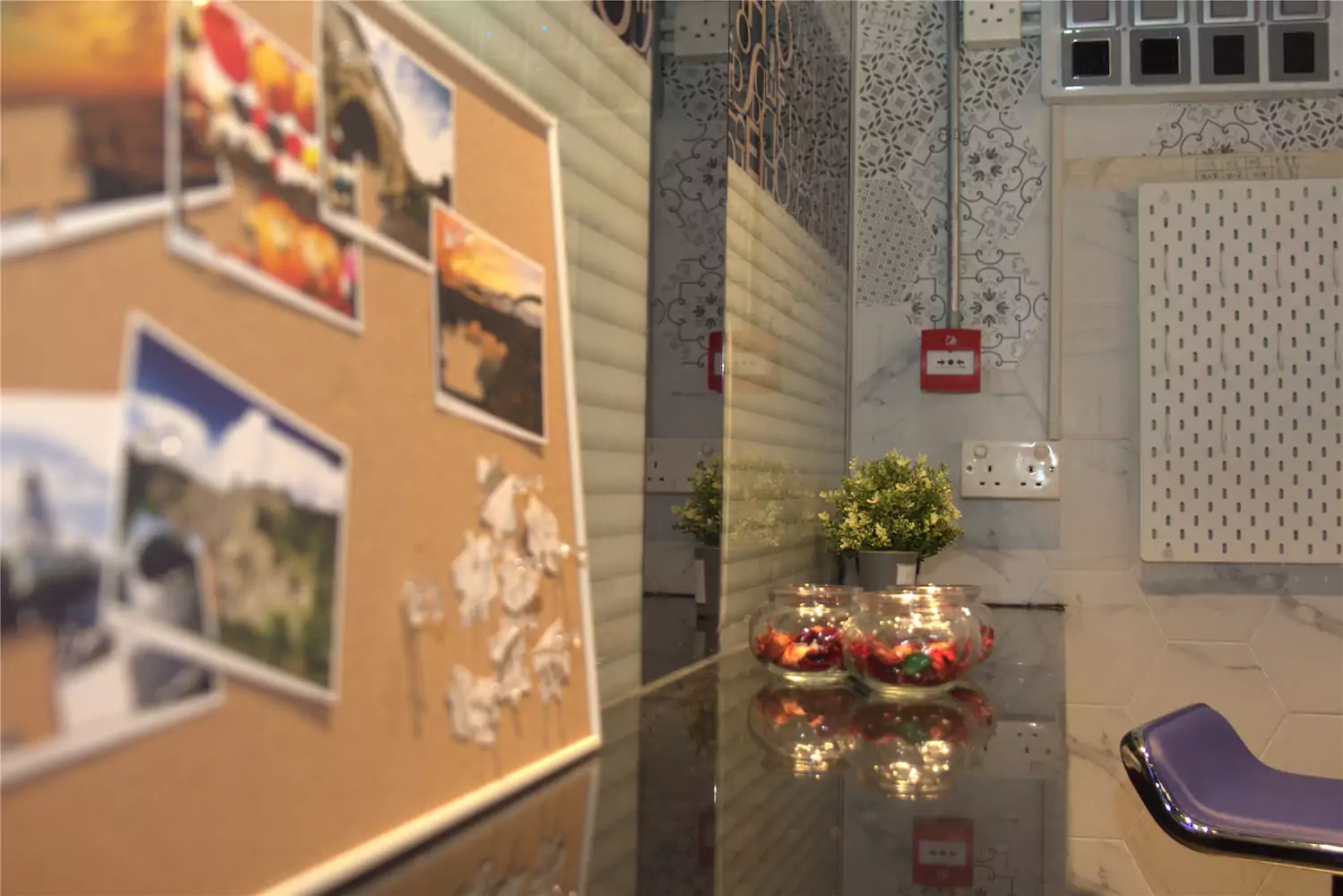 Snooze Capsule Hotel, Hong Kong - Is it Worth it? NEW Reviews 2024