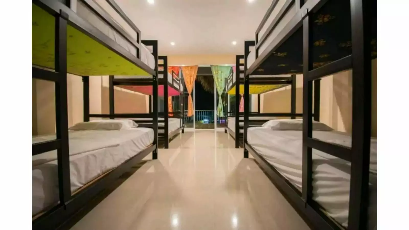 Painting Family Hostel, Khao Sok - Is it Worth it? NEW Reviews 2024