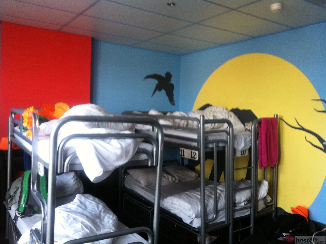 Price Comparison for The Flying Pig Uptown Hostel in Amsterdam (with ...